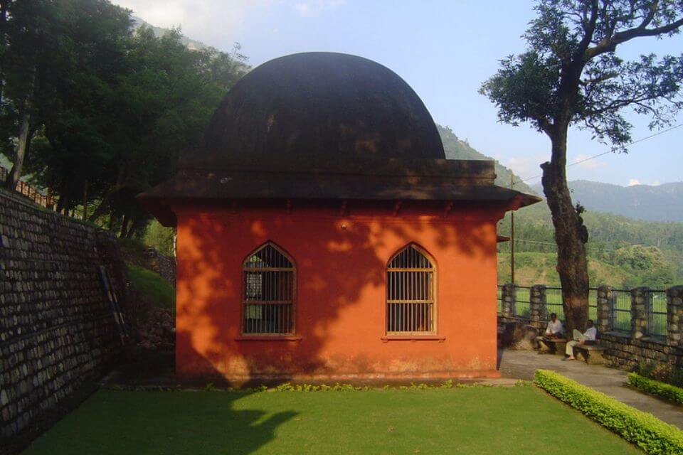 Kalsi Dehradun (Entry Fee, Timings, History, Built by, Images ...